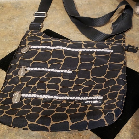 Baggallini | Bags | Baggallini Animal Print Crossbody Bag | Poshmark